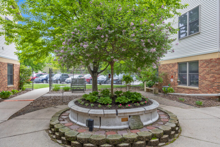 Ecumen Pathstone - Assisted Living - Ecumen